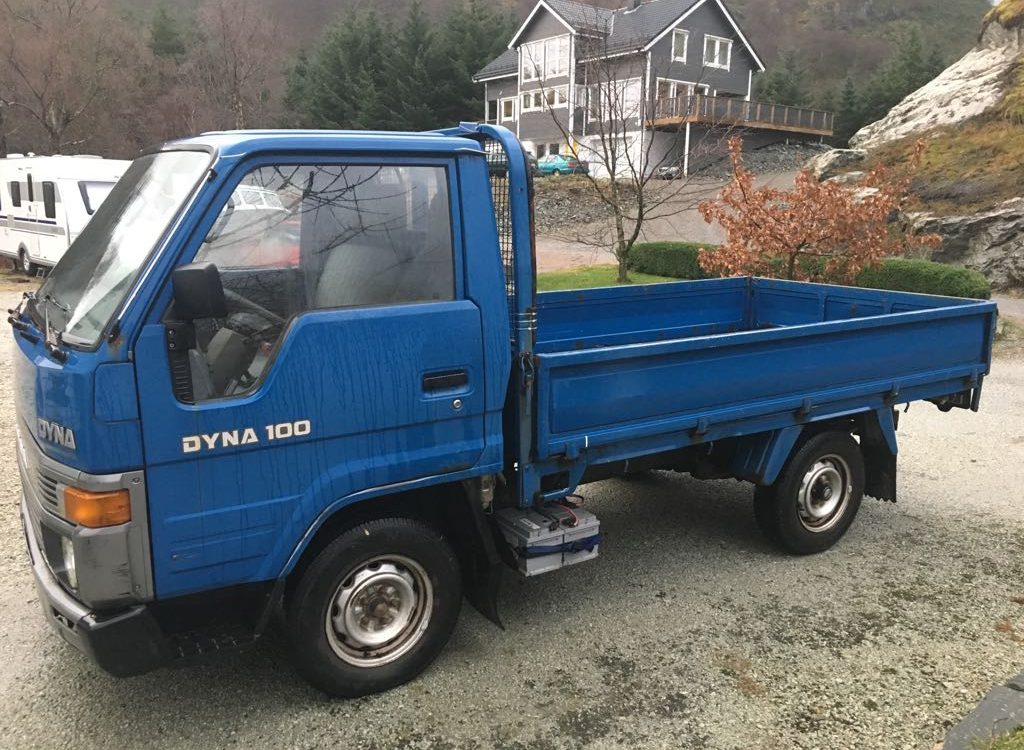 Toyota Dyna 100 – SPECJOBS LIMITED