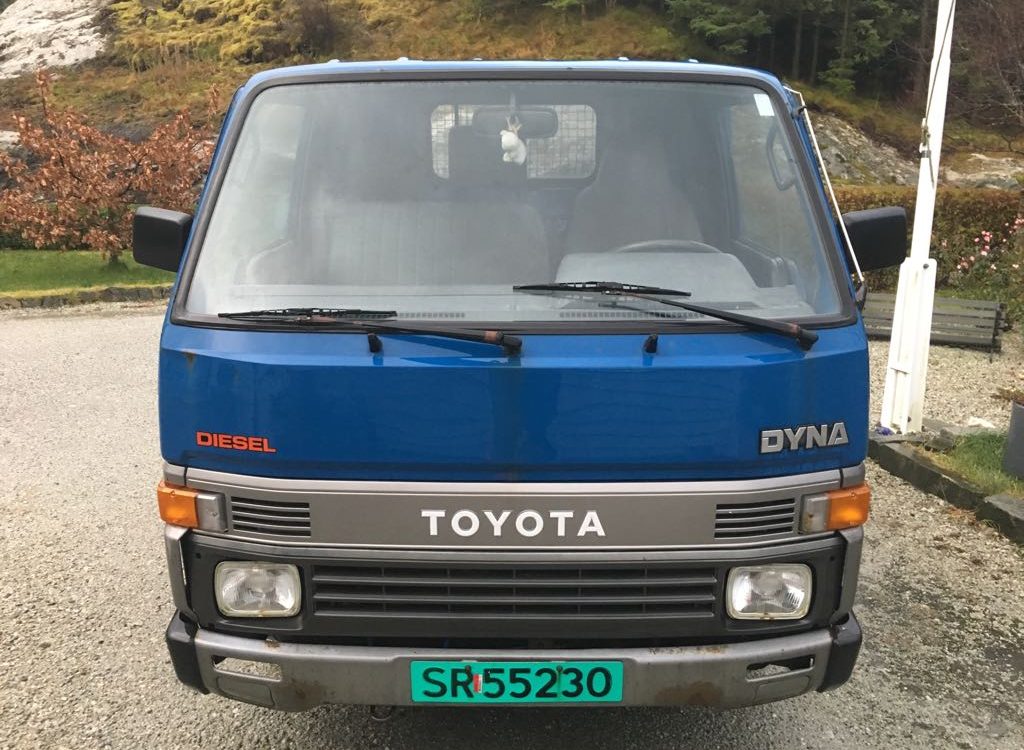Toyota Dyna 100 – SPECJOBS LIMITED